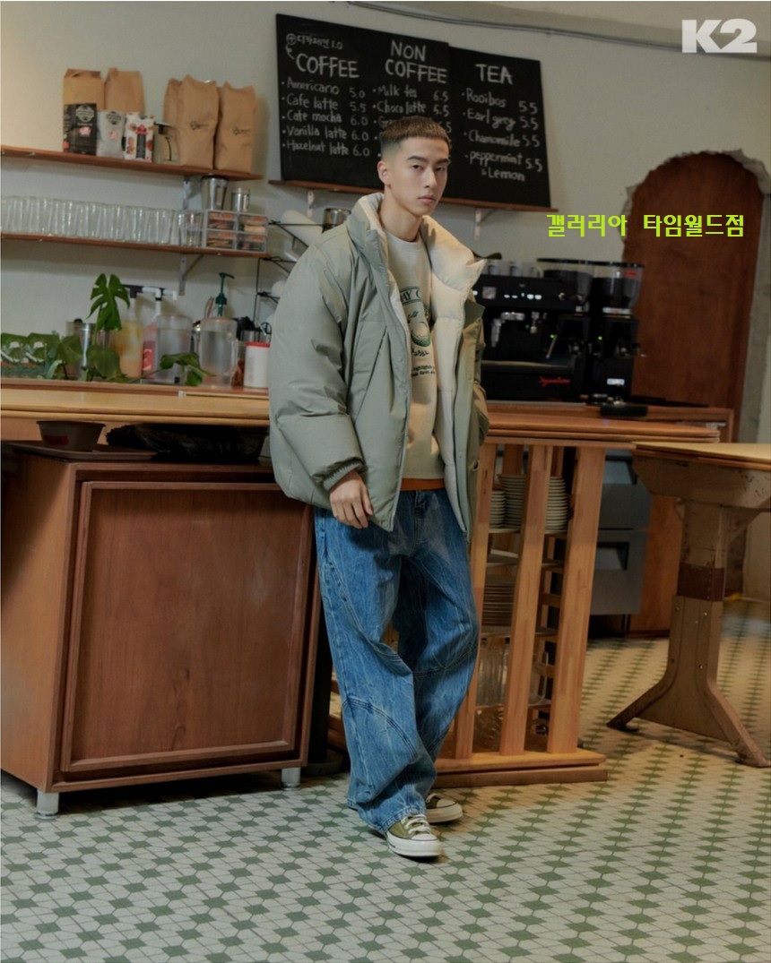 KMW22575 JZ 남성 다운 씬에어 리버시블 라이트