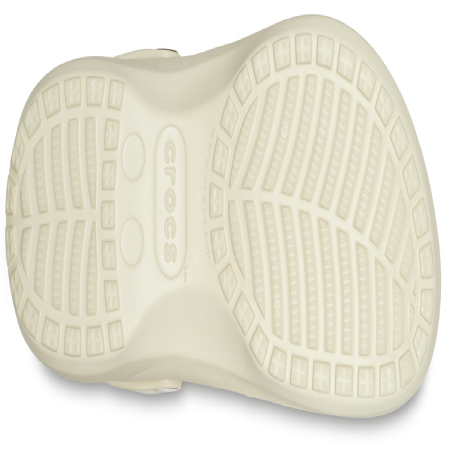 [크록스 본사][여성]클래식 플랫폼 라인드 클로그(본)207938-2Y2