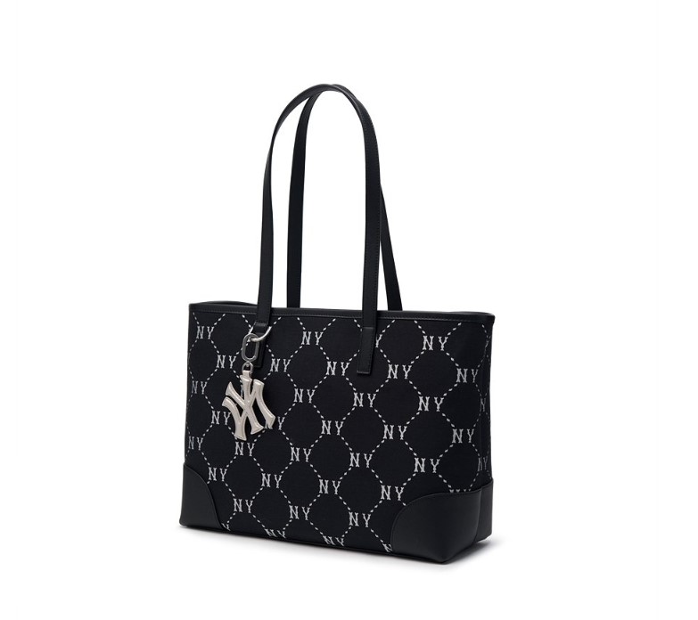 (MLB)24S/S 다이아 모노그램 자카드 라지 토트백 뉴욕양키스 3AORL014N 50BKS