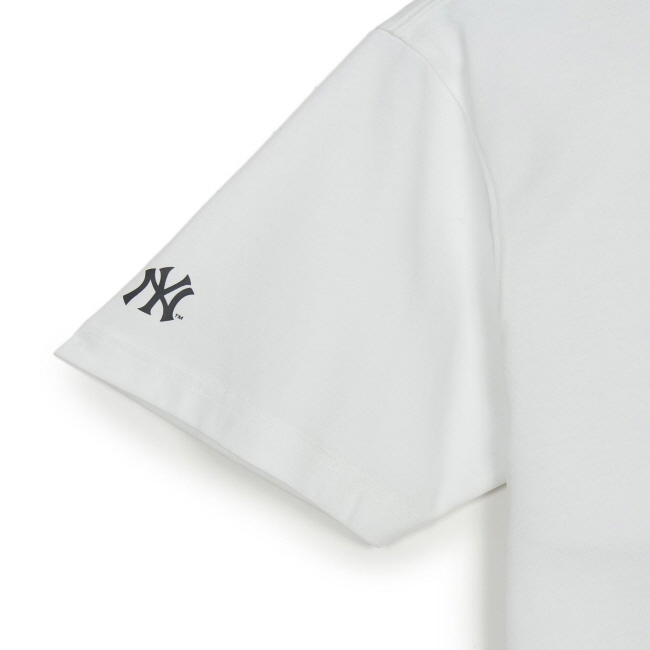 엠엘비 | [MLB]뉴욕양키스 베이직 스트릿 로고 오버핏 반팔 티셔츠(3ATSB0353-50WHS) | 갤러리아몰