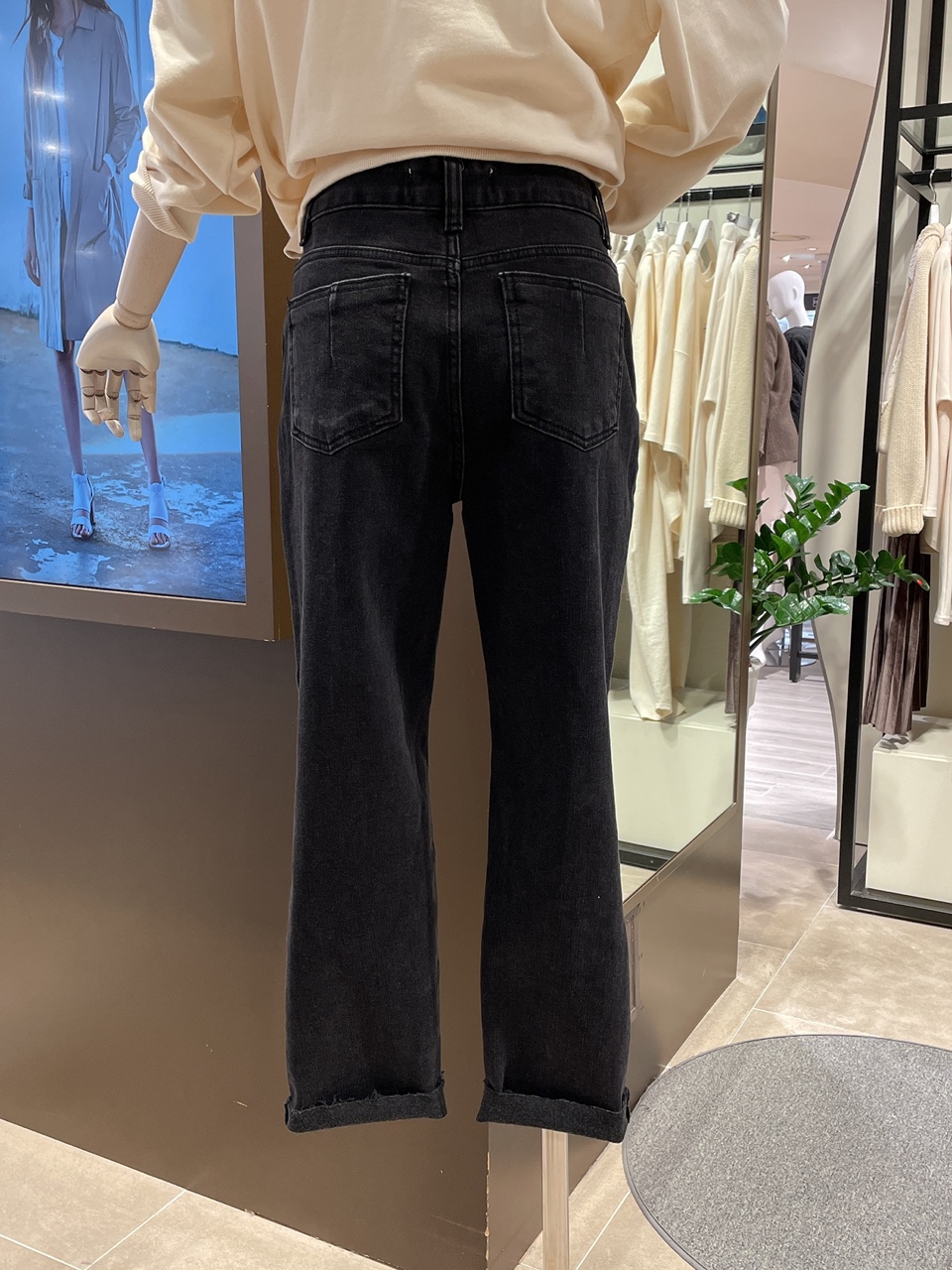 [21F/W]포켓 다트 세미 배기핏 기모데님(SH4DPF582)